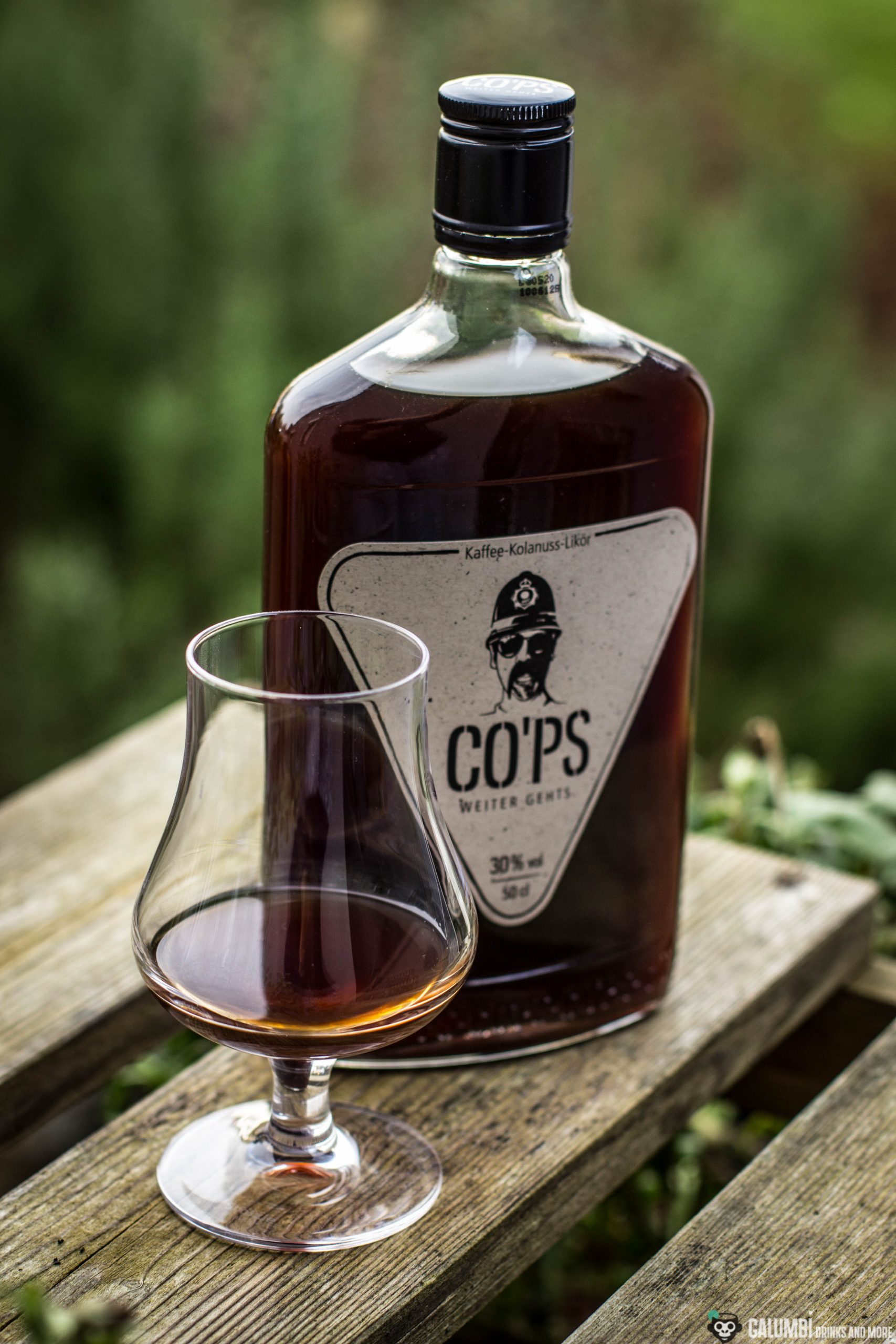 CO’PS Kaffee-Kolanuss-Likör & the Cop Chiller Cocktail | Galumbi